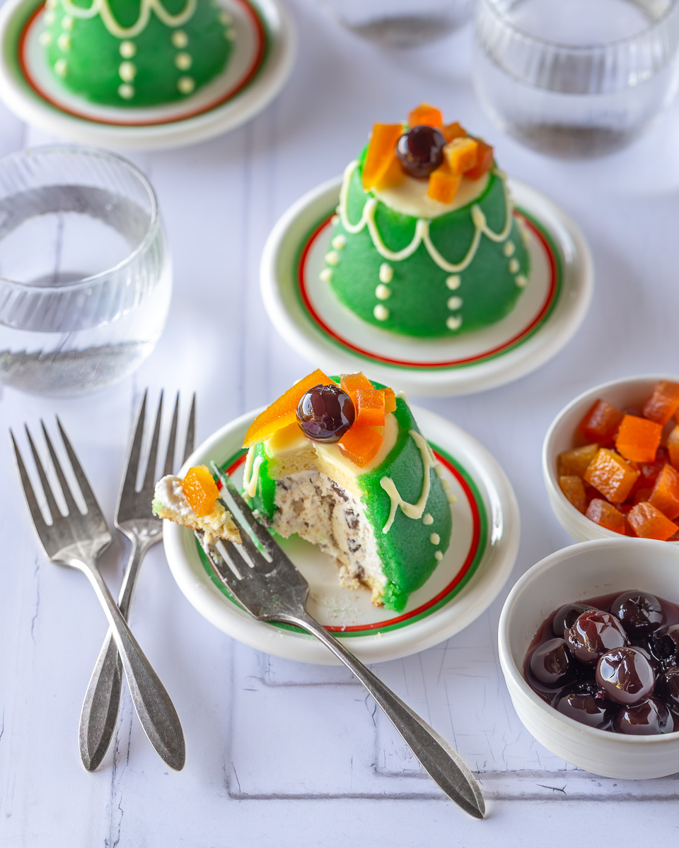 Cassatina (Sicilian Ricotta Filled Sponge Cake with Marzipan) and ...